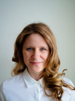 Dr. Katharina Fonferek • Marketing • Fachbereich Wirtschaftswissenschaft