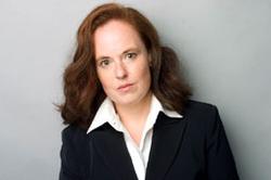 Dr. Julia Füssel • Ruhnke • Fachbereich Wirtschaftswissenschaft